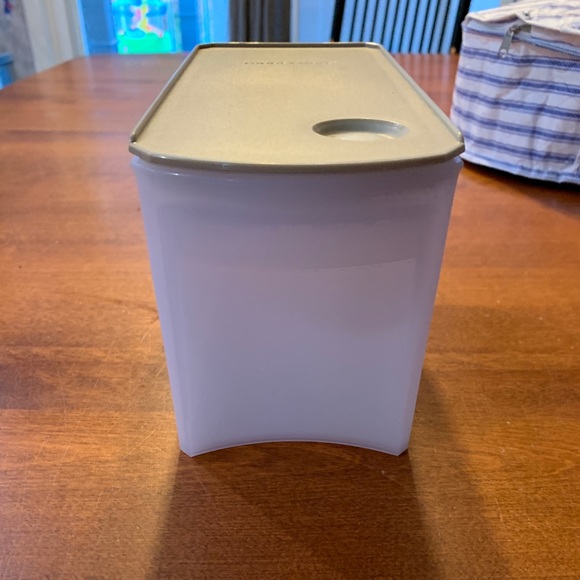 Tupperware | Kitchen | Tupperware Shelf Smart Container 6 Cup Rectangle ...